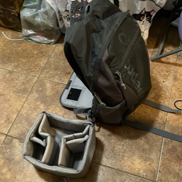 Lowepro | Bags | Lowepro All Weather Built In Cooler Removable Drink ...